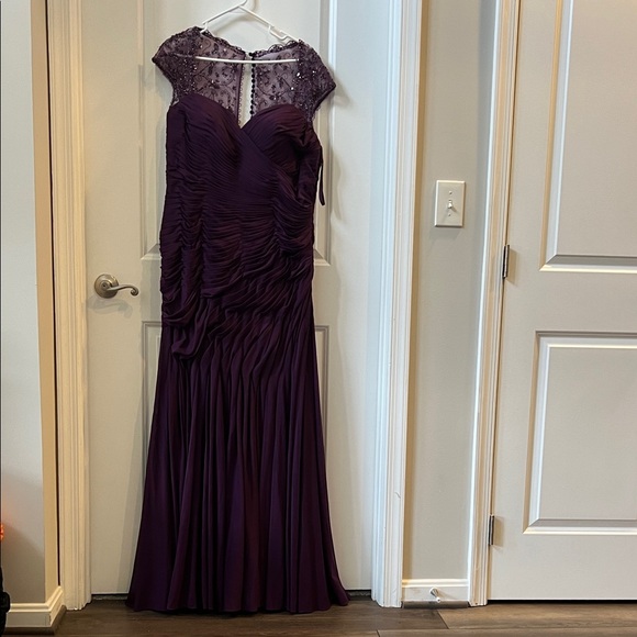 vm collection | Dresses | Chic Plum Maxi Dress With Lace Detail | Poshmark